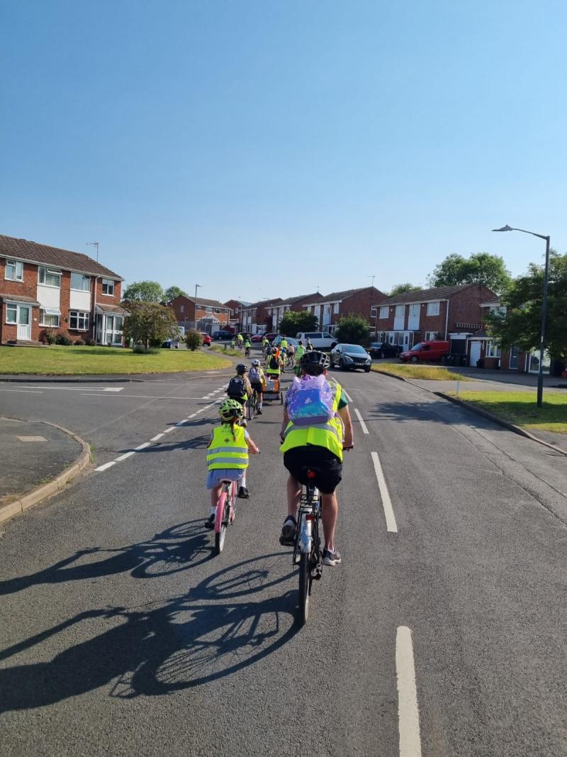 Meet our groups: The Bicycle Bus | Cycling UK
